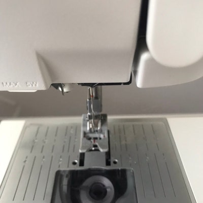 Singer Bobbin Cover Plate/slide Plate 87456 Replaces 87340 8763,8770 ...