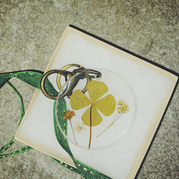 Rearview Mirror Car Charm, Flower Theme Car Dangler, Small Sun Catcher ...