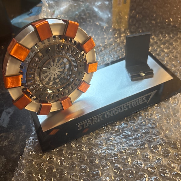 IRON MAN Arc Reactor Tony Stark's Desk Phone Stand - Stark Industries ...