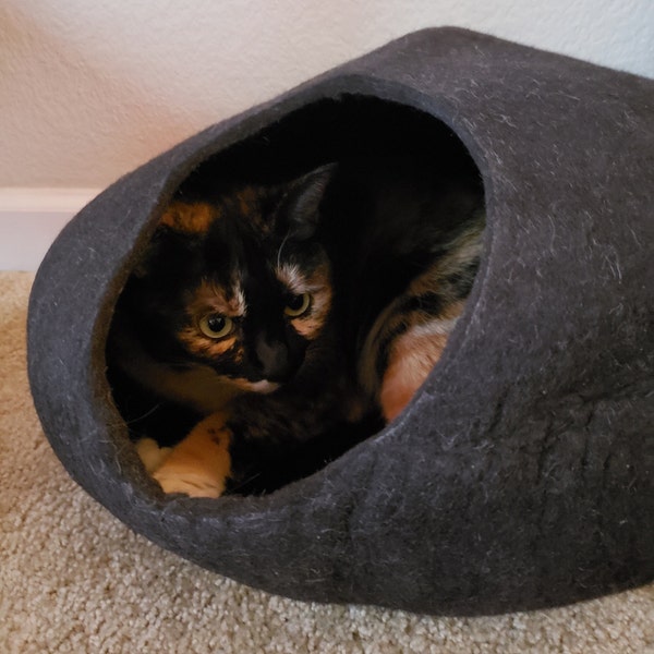 Modern Cat Cave, Dog Bed From Natural Wool, Felt Pets House Bedding ...