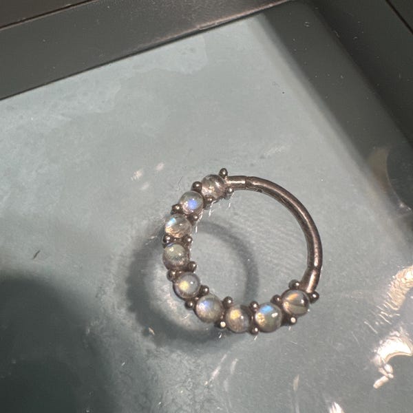 14K Solid Gold Crown Stud Earring/threadless Red Garnet Cartilage Stud ...