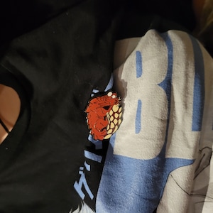 Rajang Monster Hunter Thumbs up MHW Fan Made Pin - Etsy