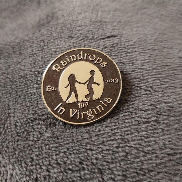 Custom College Logo Pin - Graduation Pin - Engraved University Emblem ...