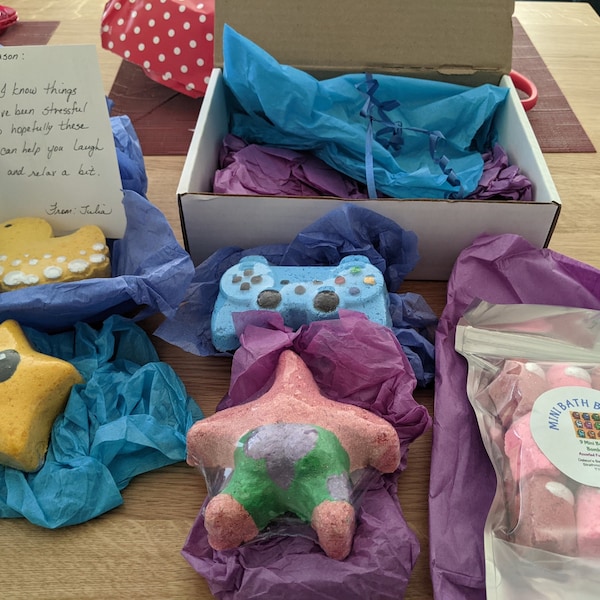 Cheeky Starfish Bath Bomb. Ocean Themed Bath Bomb. Cheeky Patrick. Pink ...