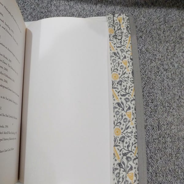 Bats All Year Long Book Sleeve Book Lover Gift E-reader Cover Kindle ...