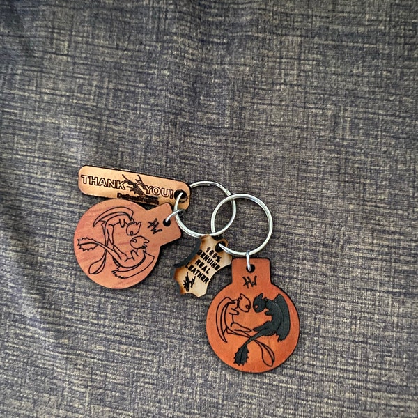 Leather Toothless Light Fury & Night Light Keychains and HTTYD Symbols ...