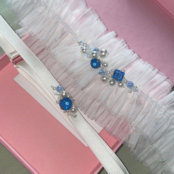 Light Ivory Wedding Garter With Infinity Sign and Ostrich Feathers ...