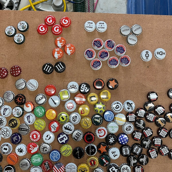 1000 Beer Bottle Caps NO DENTS Assorted Bottle Caps Bulk Flattened ...