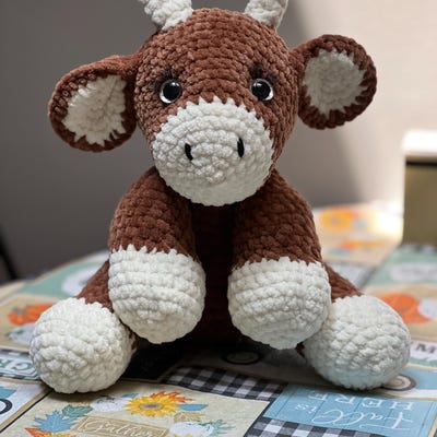 CROCHET PATTERN Colbie the Cow - Etsy