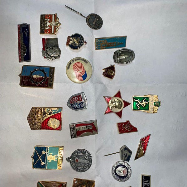 DDR Badges, Mystery Set of East German Pins, Original Vintage Pins, 10 ...