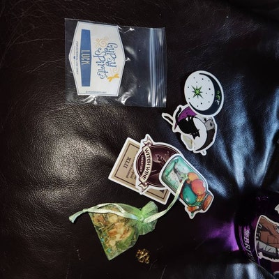 Protection Putsi - Etsy