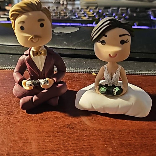 Geek Wedding Cake Topper Gamer Couple Players Anime Bride and Groom ...