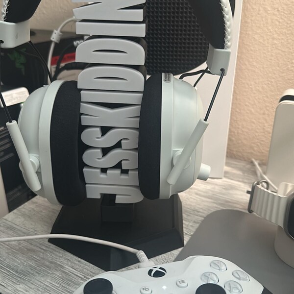 Gaming Sign Stand | Fun Gamer Room Decor | Personalized Desk or Shelf ...