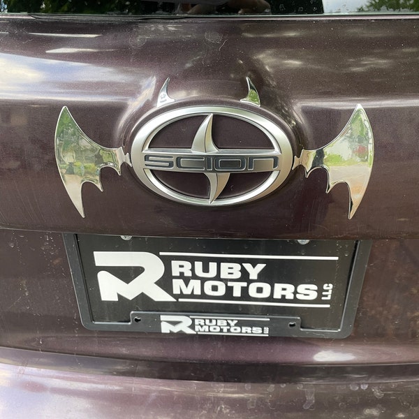 Chrome Bat Wings Car Emblem Sticker Silver Badge Gothic Devil Horns ...