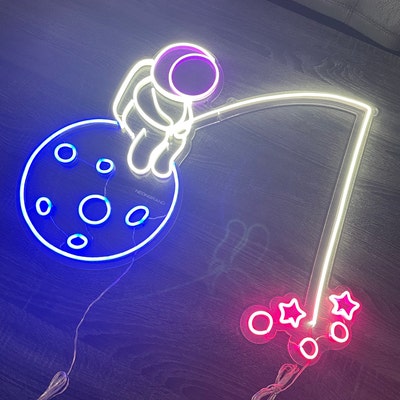 Space Astronaut Neon Sign, Custom Neon Sign for House and Wall ...