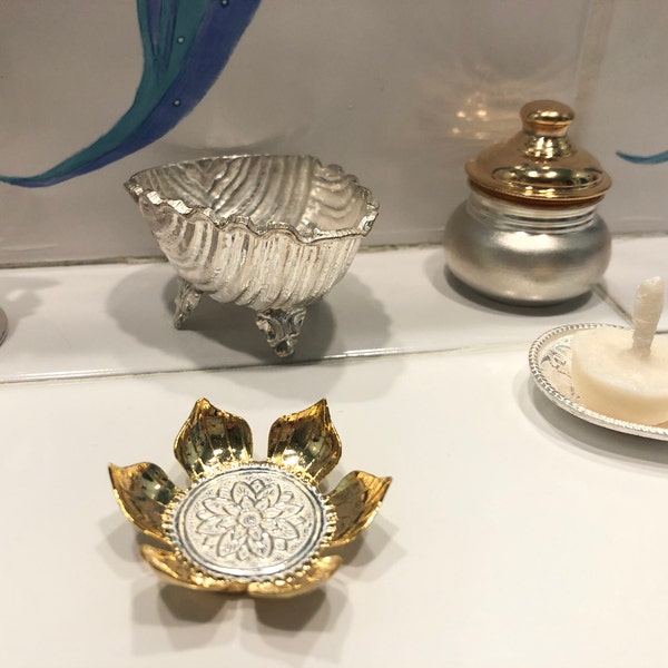 Pure Silver Kerala Kuthu Vilakku/lamp- Pure Silver Gift Items- Pooja ...