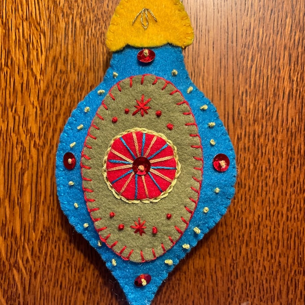 Felt Vampire Cats Embroidery Pattern, Halloween Felt Ornaments, DIY ...