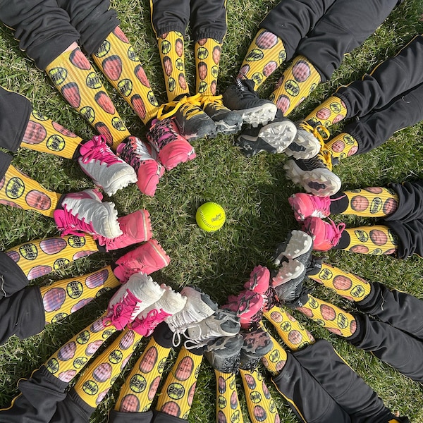 Express Digi Camo Custom Arm Sleeves Baseball Softball Basketball ...