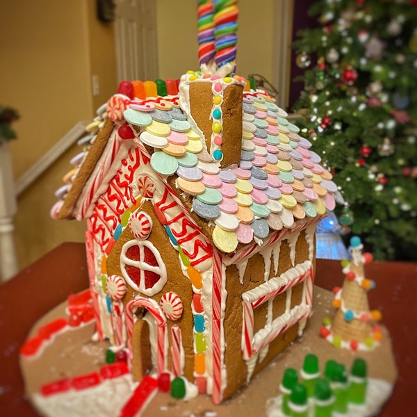 Gingerbread House Template Pattern: Classic Cottage - Baking Guide ...