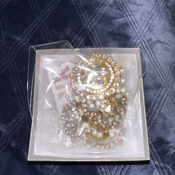 Nath, Nose Pin, Indian Jewelry, Pakistani Jewelry, Kundan Nath , Indian ...