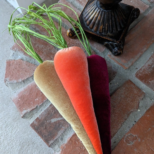 Velvet Carrots Create Your Own Set of Colors, Spring Tablescape ...