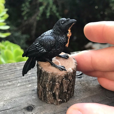 Miniature Black Raven W/ Secret Key for Halloween Fairy Garden ...