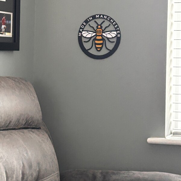 Made in Manchester Bee Wall Art - Etsy UK