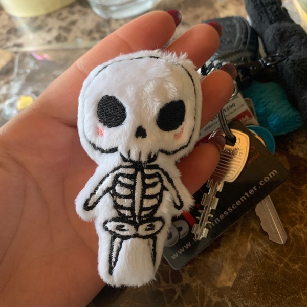 Skeleton Squishy Keychains Halloween Skull Mini Plush Keychain for ...