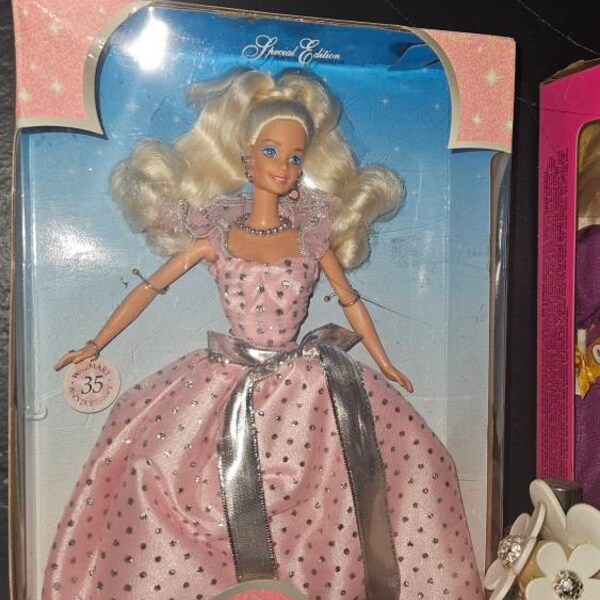 2000 Barbie Quinceanera Spanish Doll 15 Years Birthday Brunette Mattel ...