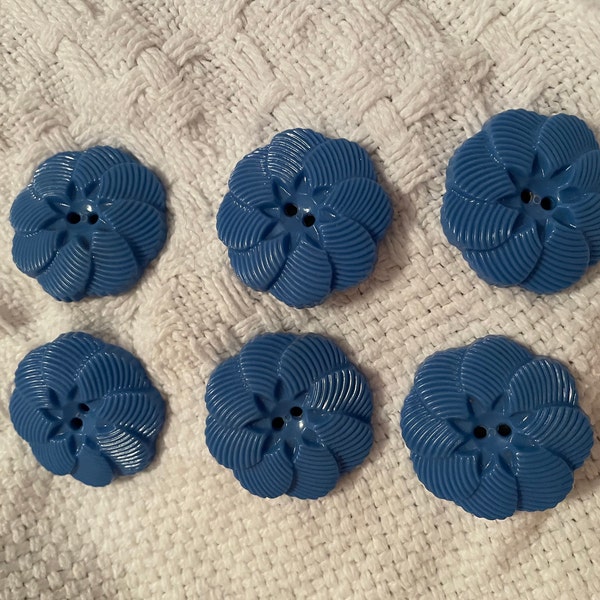 Art Deco Celluloid Wafer Buttons, Set of 6, Beige and Pale Green ...