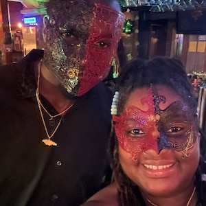 Red and Black Masquerade Masks Venetian Metal Masks Couples Masquerade ...