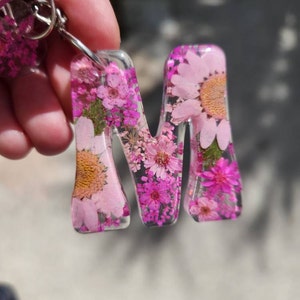 Custom Purple Flower Resin Keychain, Personalized Pressed Dried Floral ...
