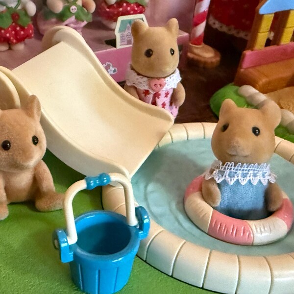 Calico Critters Camper Shell - Excellent Condition for Customization ...