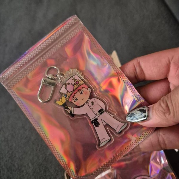 G-dragon Power Acrylic Keychain, G Dragon Chibi Illustration, G-dragon ...