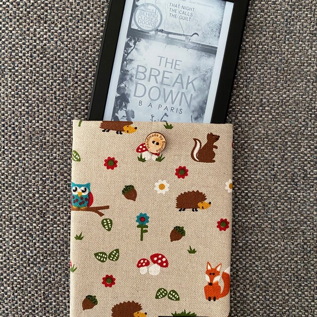 Give your book a cuddle by bookbuddle on Etsy