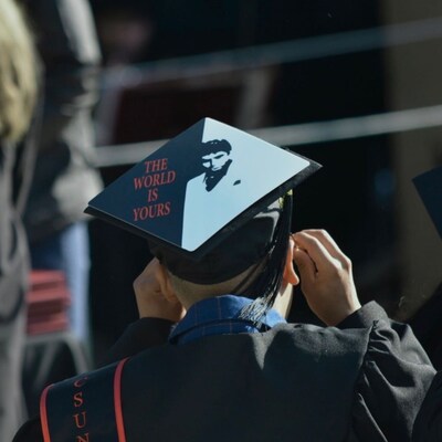Grad Cap Topper the World is Yours Scarface , Graduation Cap ...