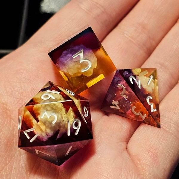 Sunrise Sonata - Gradient Cloud Dice, Handmade Resin Sharp Edge Dnd ...