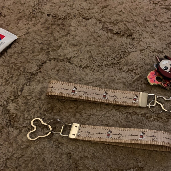 Toy Story Key Fob With Buzz and Alien Key Ring - Etsy