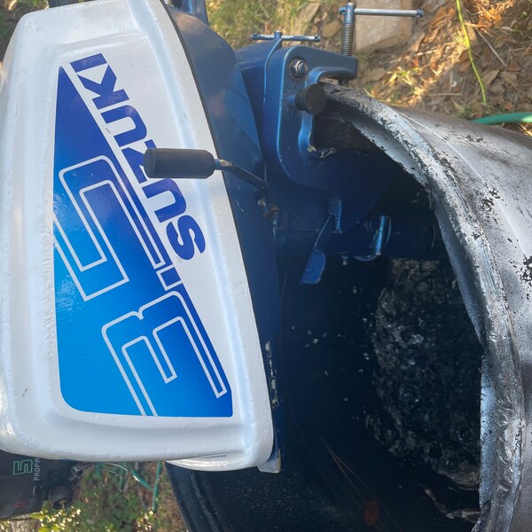 Mercury 135hp Two Stroke Outboard Decals/sticker Kit + FREE SQUEEGEE - All US Orders Shipped ...