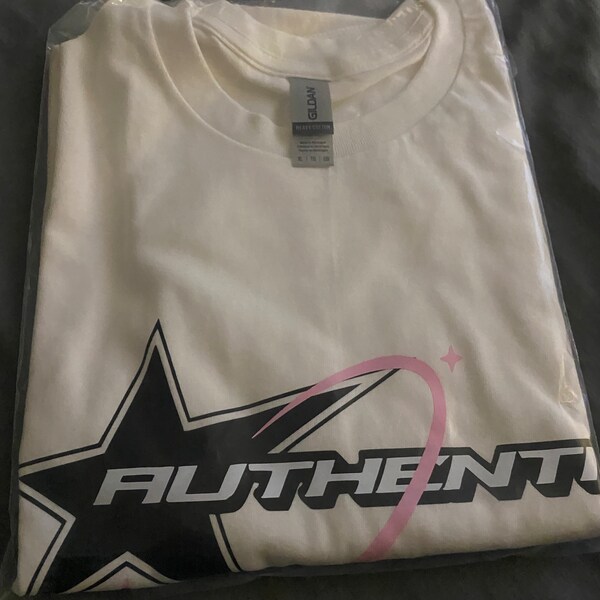 Authentic Y2K Star Tee - Etsy