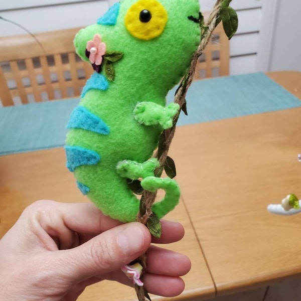 Felt Chameleon Sewing Pattern: Lizard Plush Doll, Crib Mobile Toy (PDF ...