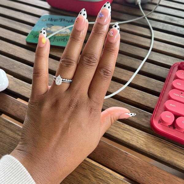 114 chicken Wings Kawaii Cute Chicks Egg Flowers Press on Nails Custom ...