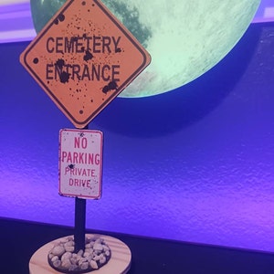 Re-animator Prop Replica Reagent Syringe - Etsy