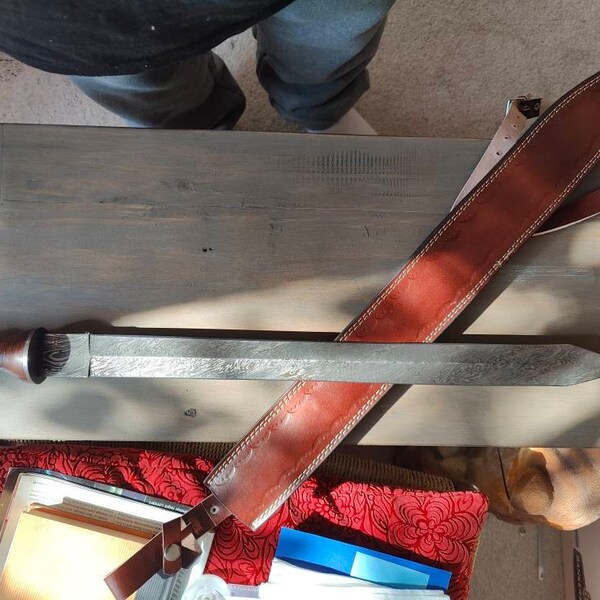 Custom Hand Forged Damascus Steel Blade Medieval Sword, 28" OA - Blood ...