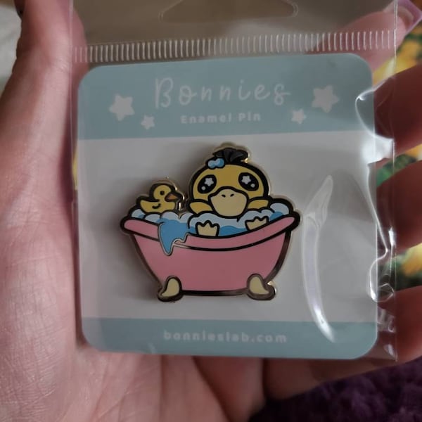 Psyduck Enamel Pin - Etsy