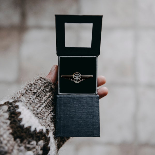 Gold Society Pin, Officially Licensed Red Rising Jewelry With Pierce ...