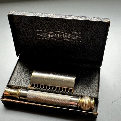 1930s British Gillette NEW 7 O'clock Flat Bottom Vintage Safety Razor ...