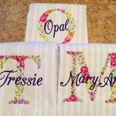 Machine Embroidery LETTER T Uppercase 10cm / 4 Tall Dainty Floral Font ...