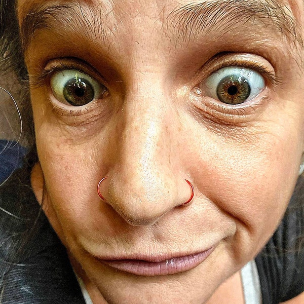 Set of 2 - Magnapin - How to Wear a Brooch Pin Without Putting a Hole ...