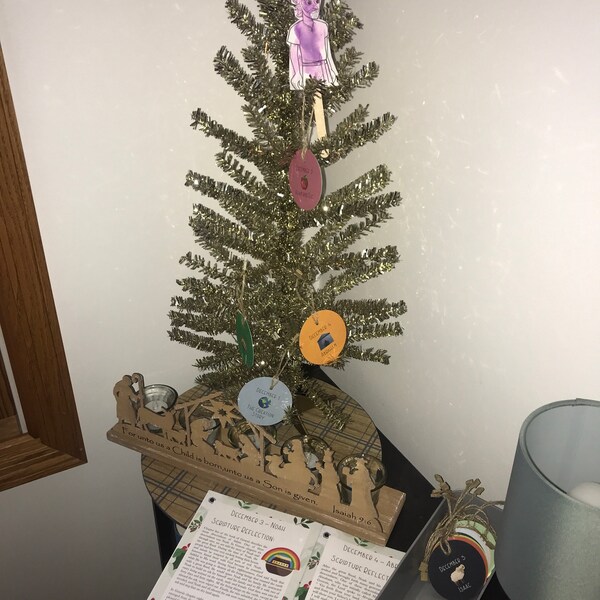 My Advent Jesse Tree Devotional Book With 25 Ornaments. 6x9 Catholic ...